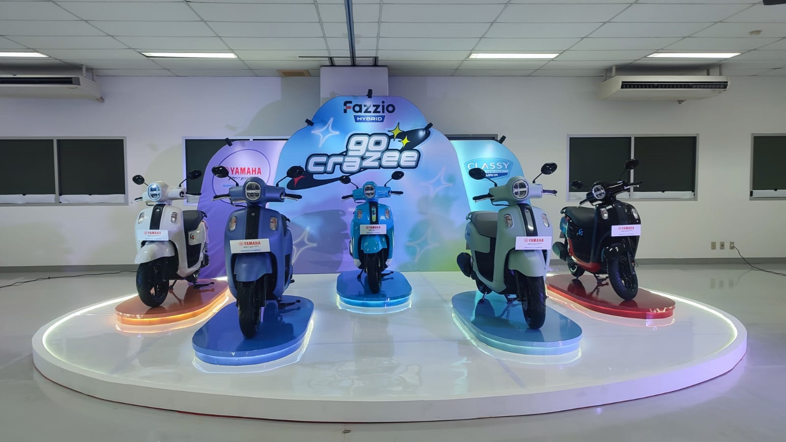 Makin Crazee di Tahun Baru! Yamaha Fazzio Hybrid Punya Warna Terbaru