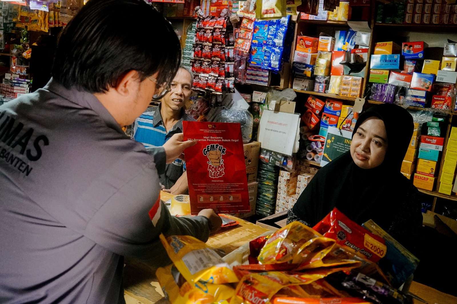 Tekan Peredaran Rokok Ilegal, Bea Cukai Gelar Operasi Pasar di 3 Wilayah