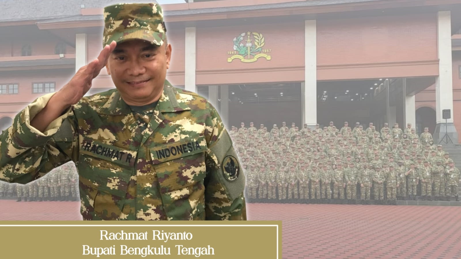Penampakan Bupati Rachmat Kenakan Seragam Komcad Ikuti Retret di Akmil ...